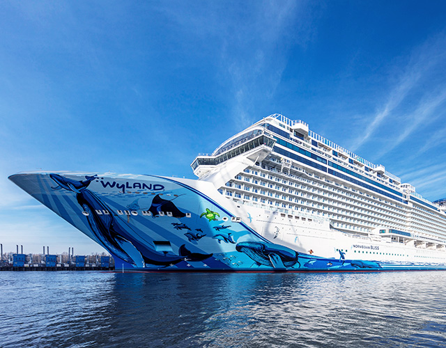Norwegian Bliss | Built by MEYER WERFT in Papenburg